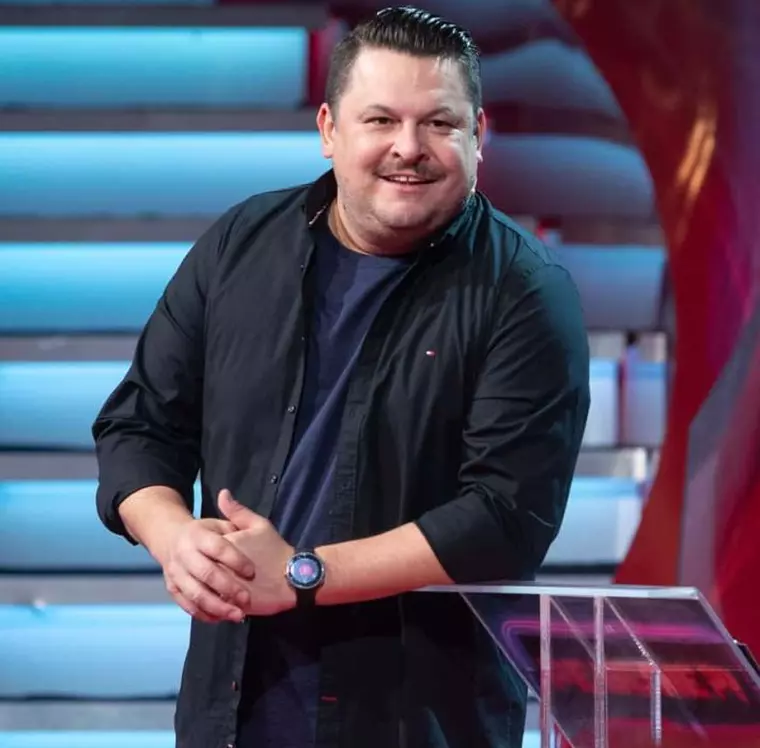 Bonele, spaima vedetelor. Mihai Bobonete, Adela Popescu și Alina Pușcaș ...