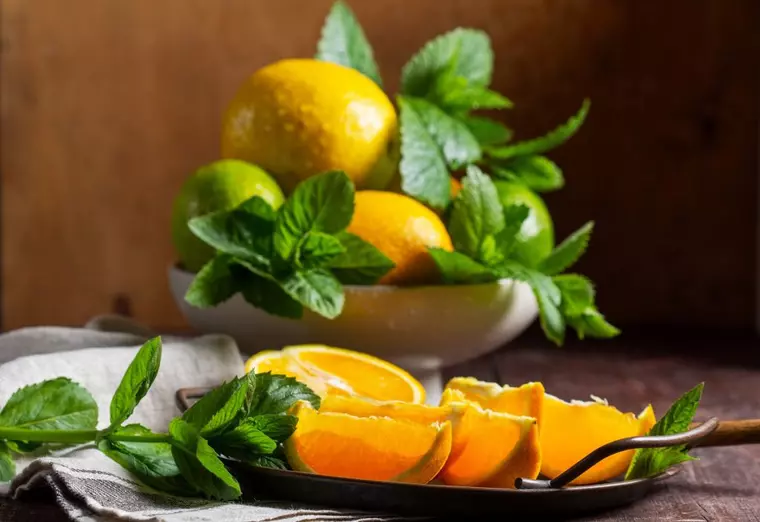 De unde vine expresia „a freca menta” | Unica.ro