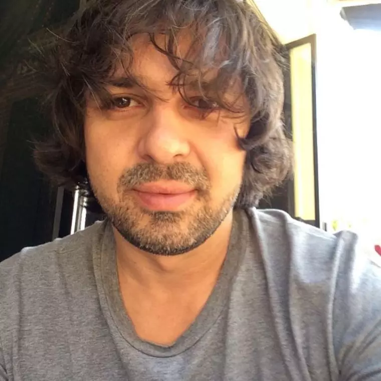 Răzvan Munteanu, soțul Deliei, face primele declarații după ce a fost acuzat că a dat țepe pe ...