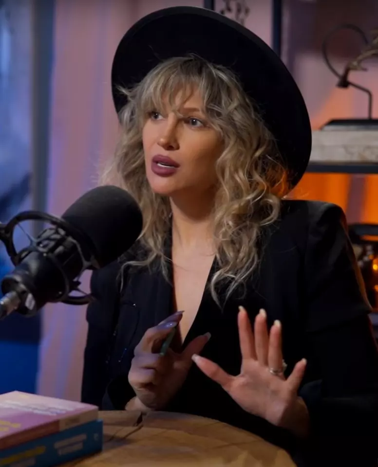 Lora Dan Badea | Unica.ro