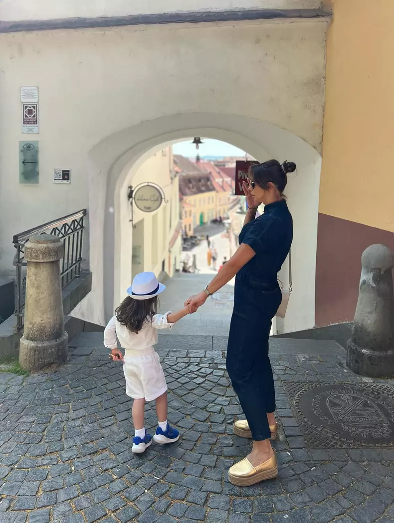 Ce planuri de vacanță are Magda Pălimariu alături de fiul ei, Aksel ...