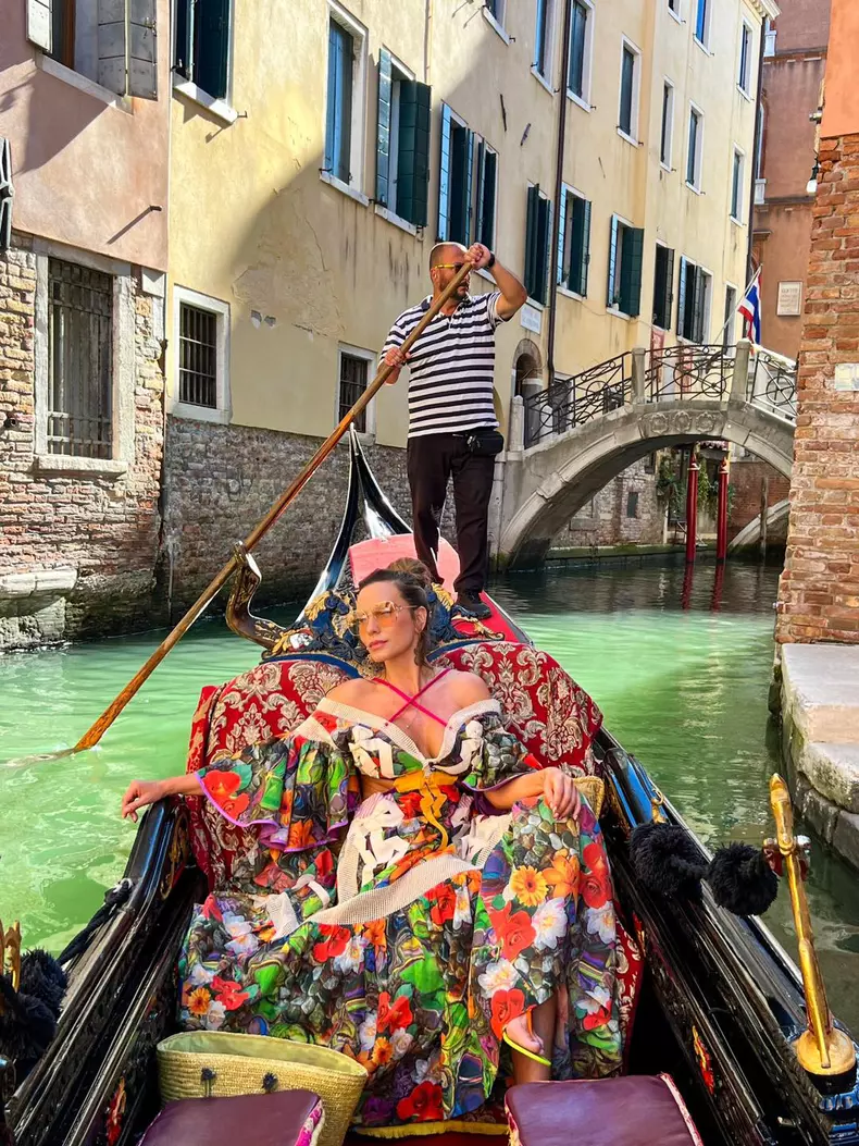 anna lesko in venetia | Unica.ro