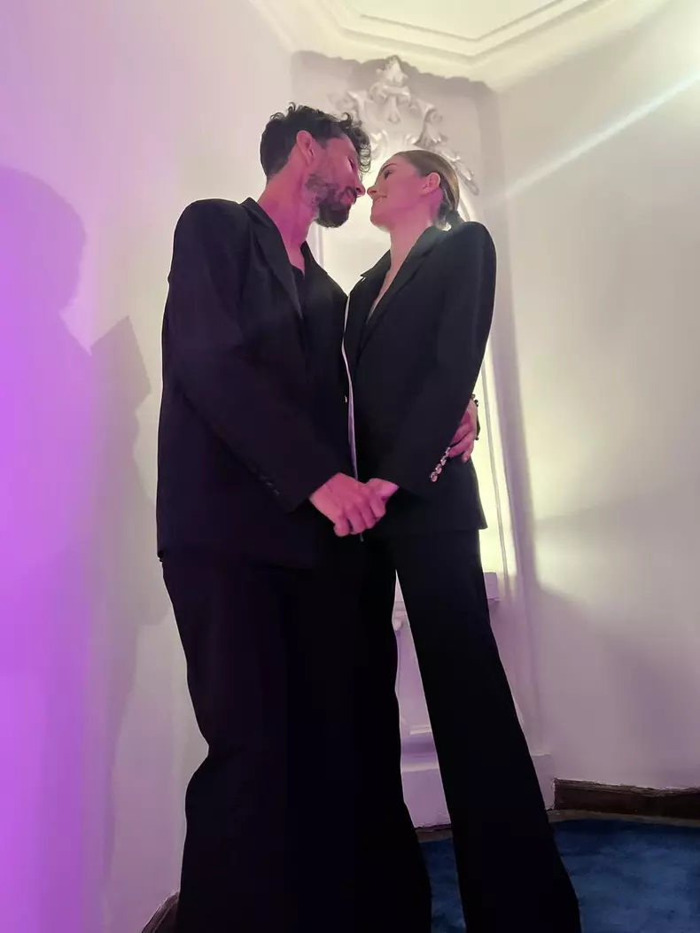 Theo Rose şi Anghel Damian, alături de fiul lor, Sasha | Unica.ro