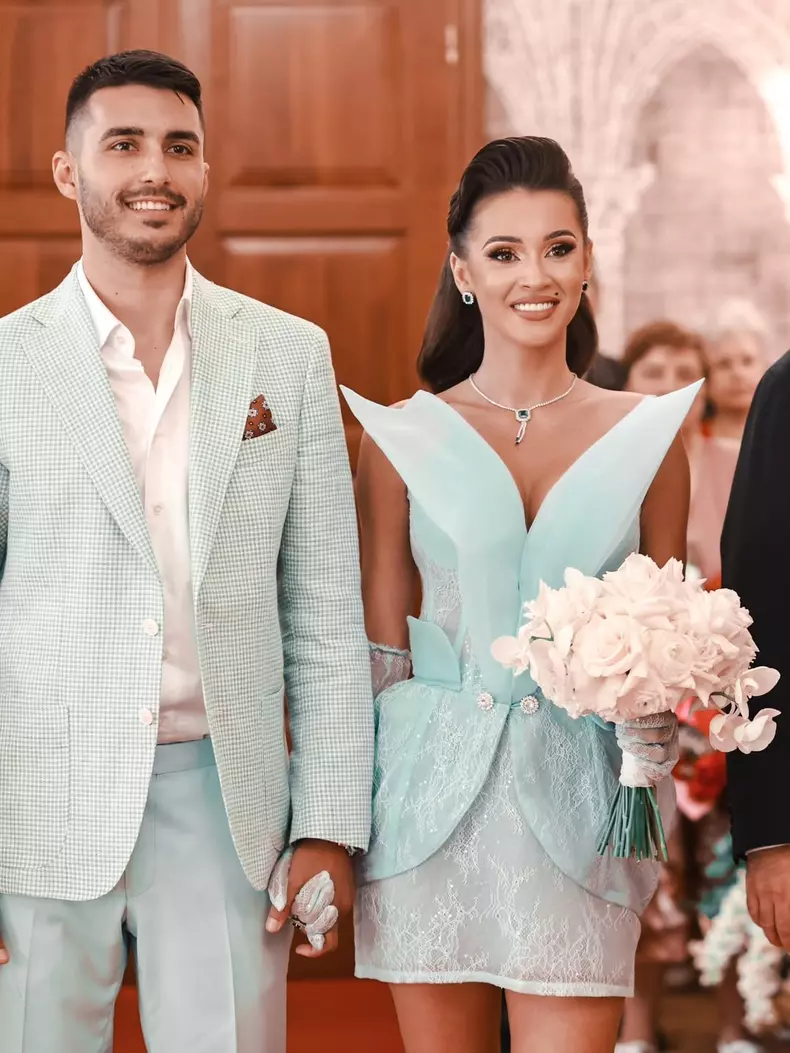 Ana-Maria Barnoschi și Vlad Bălău, un an de la cununia civilă. Imagini ...