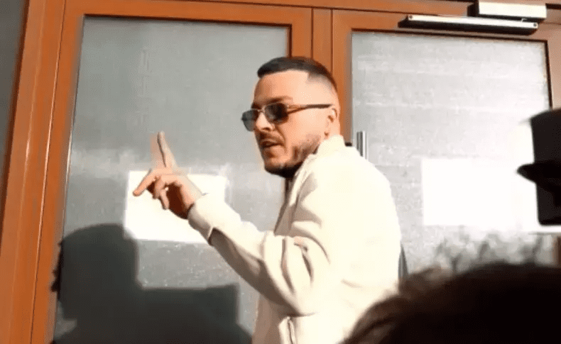 makaveli-9 | Unica.ro