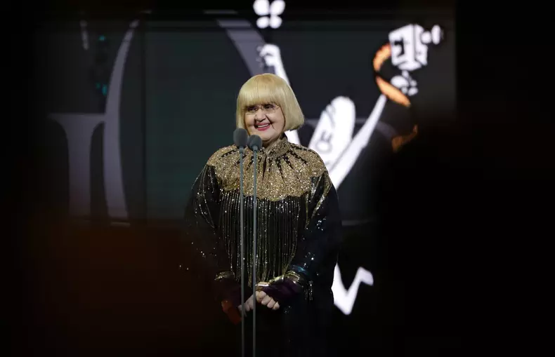 rodica-mandache | Unica.ro