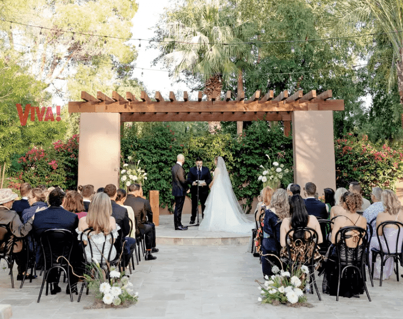 Ana, fiica lui Adrian Daminescu, s-a căsătorit în secret în America ...