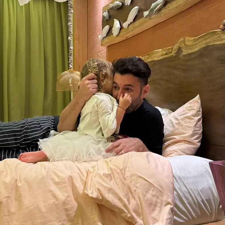 Smiley și fiica lui, Jospehine Ana Maria | Unica.ro