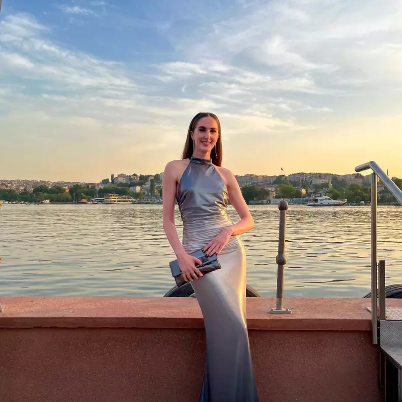 Idil Bilgen, câştigătoarea Miss Turcia 2024 | Unica.ro