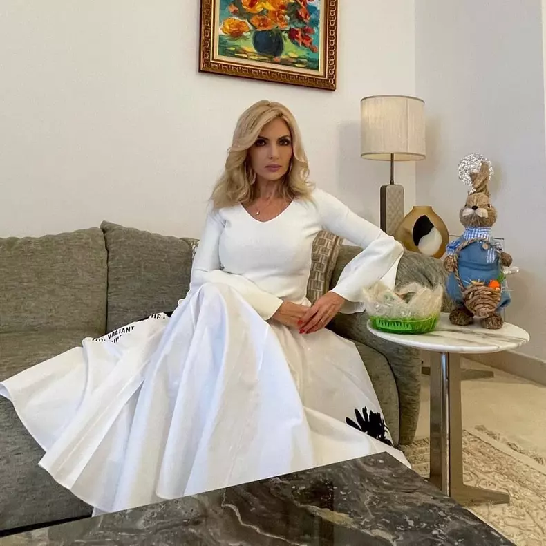 vicol laura | Unica.ro