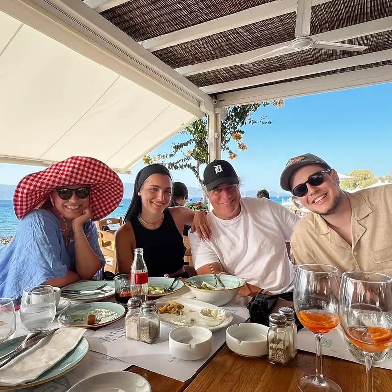 Andreea Esca, mesaj special pentru soțul ei, Alexandre Eram, care a ...