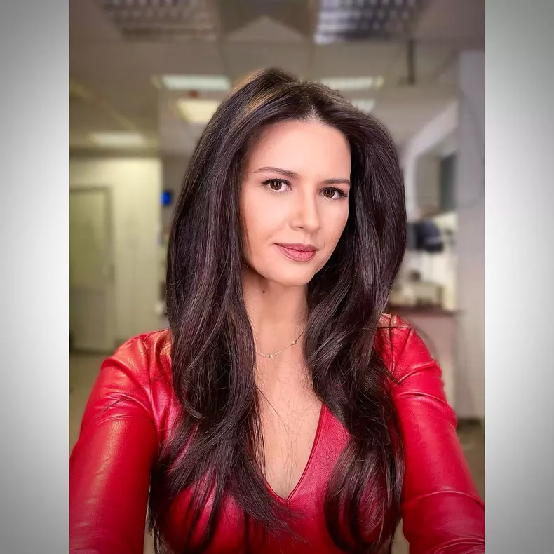 Iulia Pârlea a împlinit 38 de ani. Unde și-a petrecut ziua de naștere vedeta Pro TV. „Oameni ...