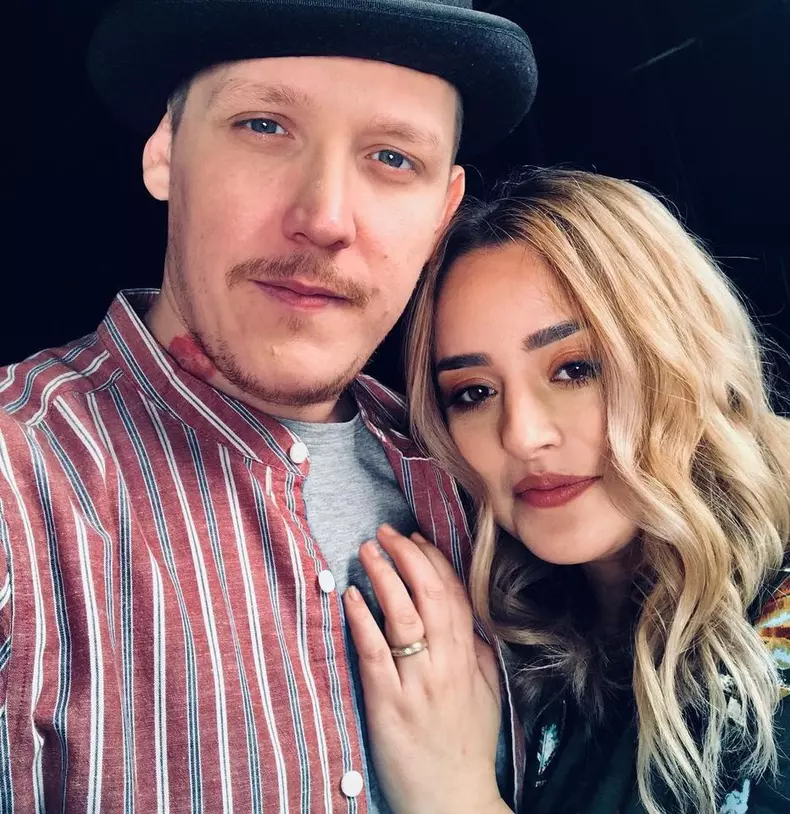 what s up logodnica sa alice badea | Unica.ro