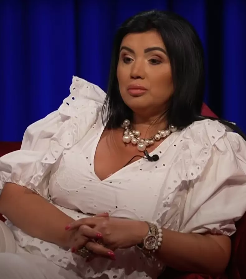 Adriana Bahmuțeanu | Unica.ro