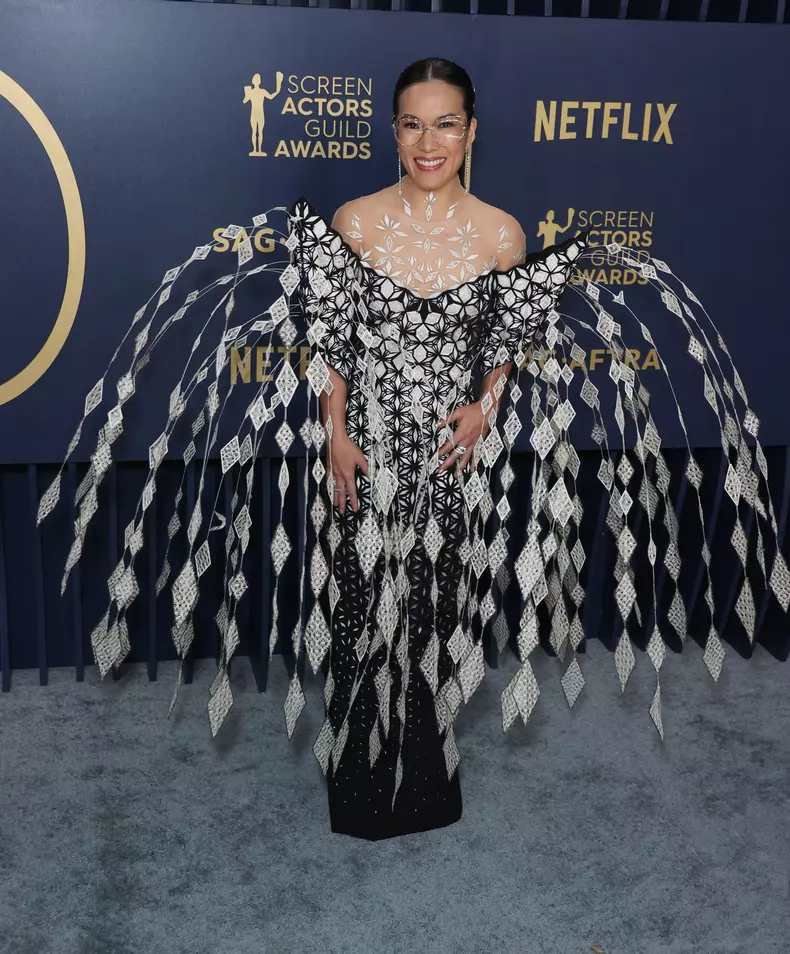 Cele mai spectaculoase ținute de la SAG Awards 2024. Emma Stone a ...