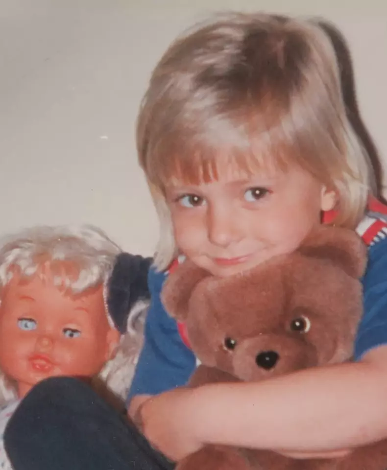 Delia copil copilărie (7) | Unica.ro