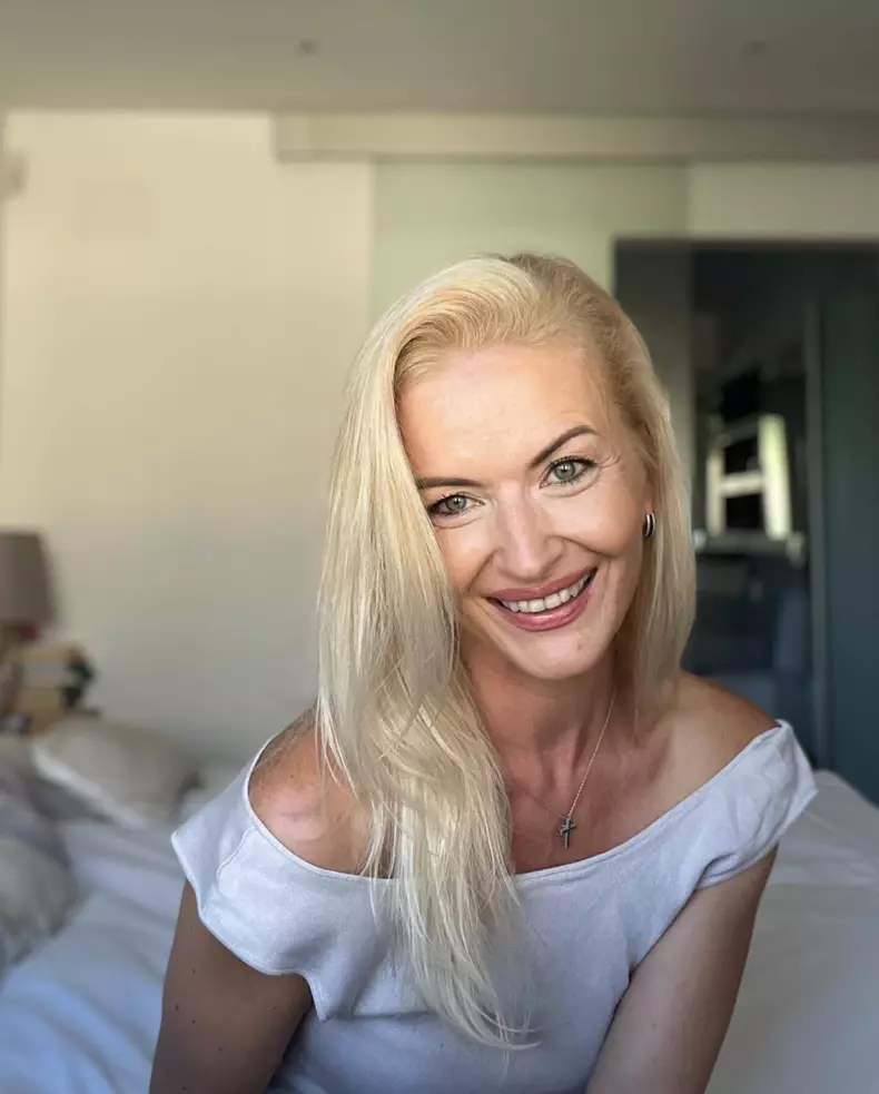 Imagini noi din casa în care locuiesc Elwira și Mihai Petre | Unica.ro