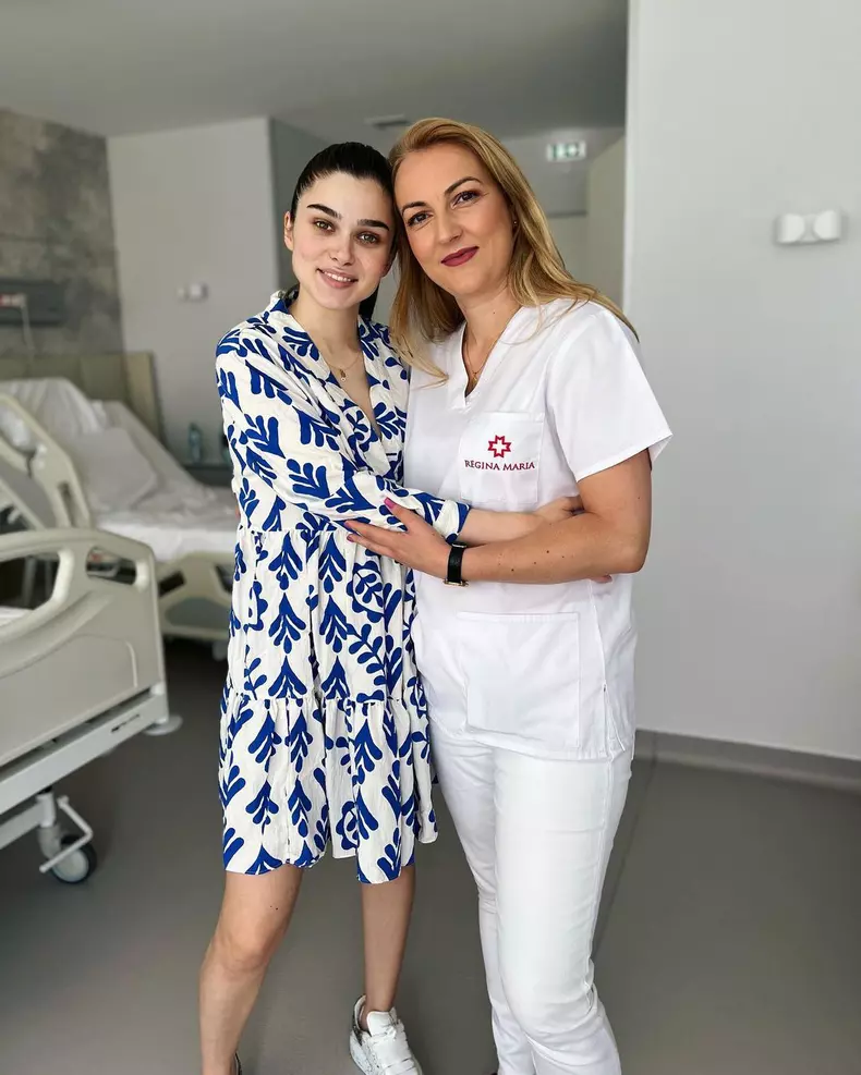 Cum arăta Theo Rose atunci când era copil. A învățat să cânte de la ...