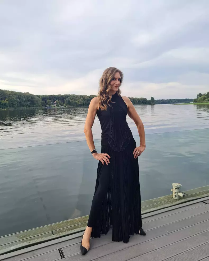 romanita-iovan-insta-10 | Unica.ro