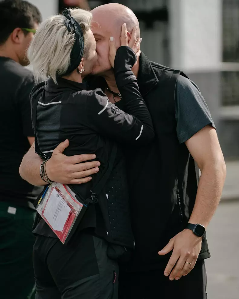 giulia-anghelescu-cu-sotul | Unica.ro