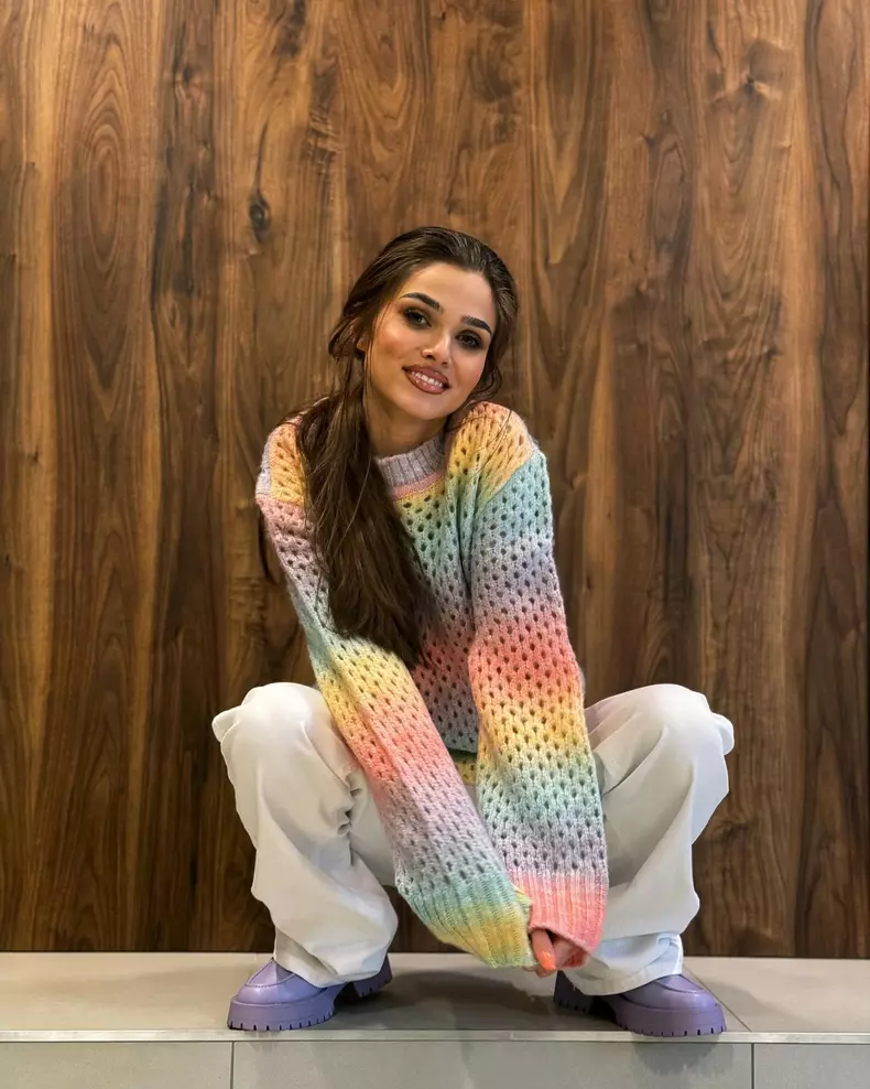 theo rose 22 | Unica.ro