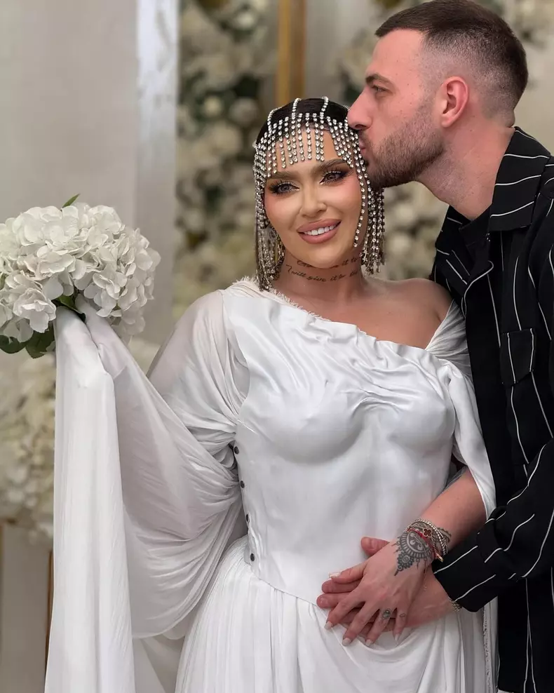 oana radu inel | Unica.ro