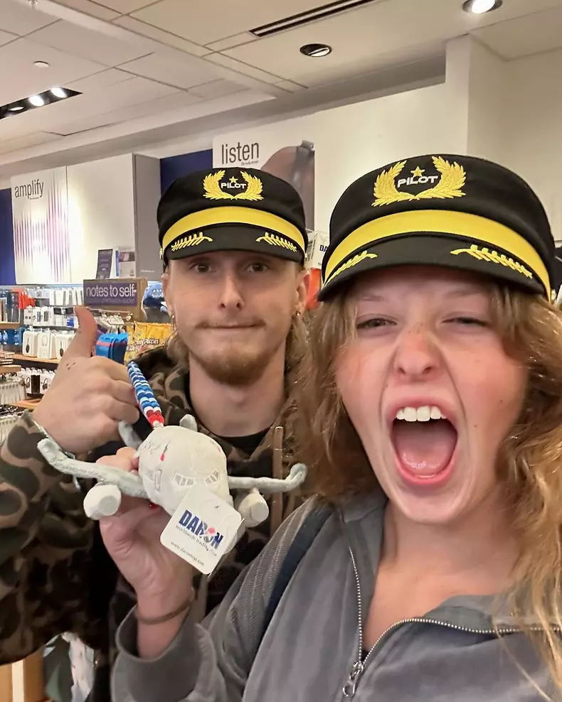 Dylan Conner, fiul Nadiei Comăneci, imagini inedite alături de ...