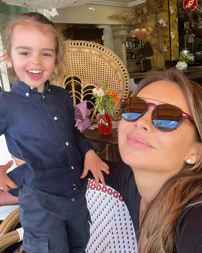 Ce planuri de vacanță are Magda Pălimariu alături de fiul ei, Aksel ...