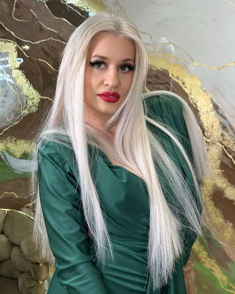 Anisia Gafton și-a făcut prima operație estetică. Cum arată la o lună ...