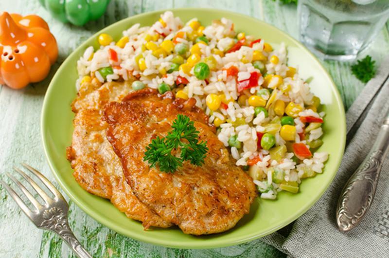 Orez cu legume și piept de pui - rețetă clasică de pilaf