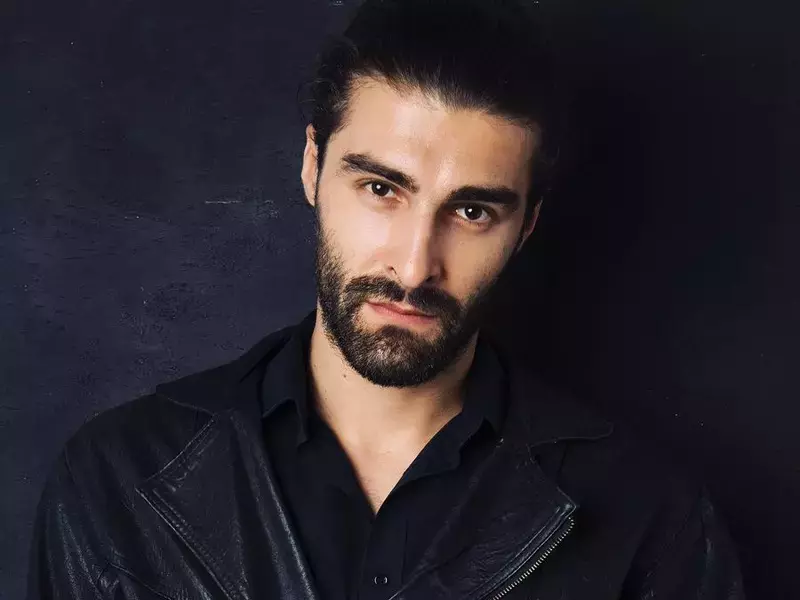 Daniel Nuță schimbă registrul. De la băiatul rău din „Adela” la rolul ...