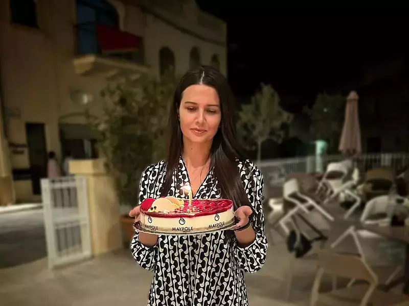 Iulia Pârlea a împlinit 38 de ani. Unde și-a petrecut ziua de naștere ...