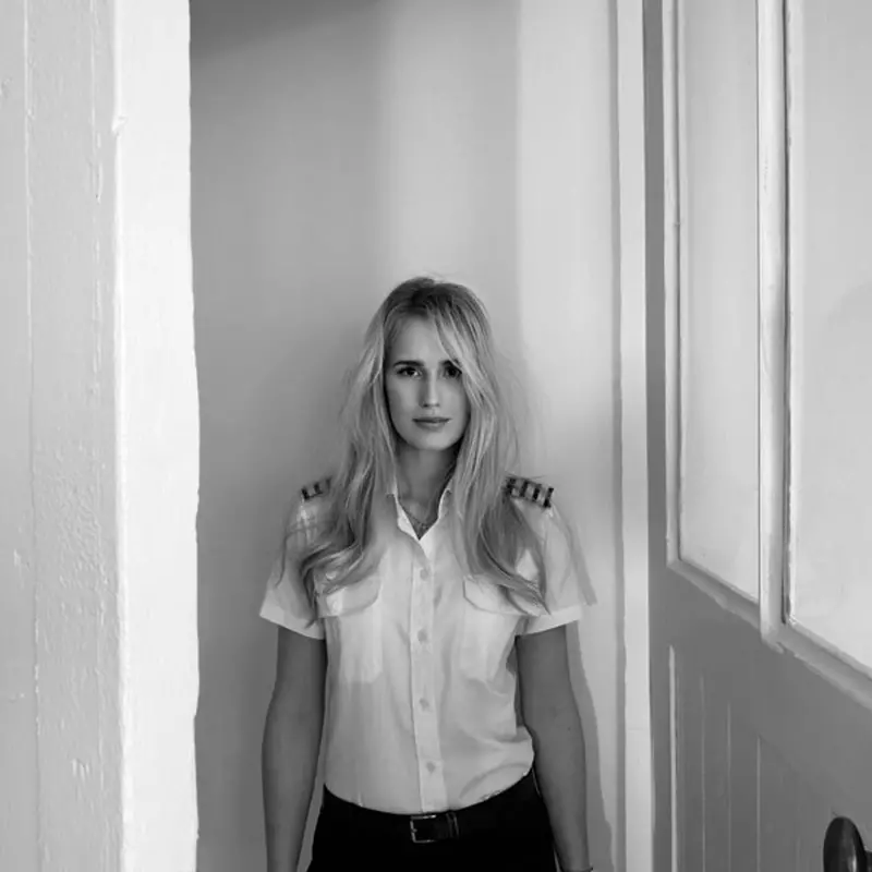 (P) Artă prin fotografie - Elle.ro