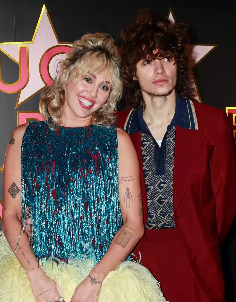 Cine este Maxx Morando, noul iubit al lui Miley Cyrus - Elle.ro