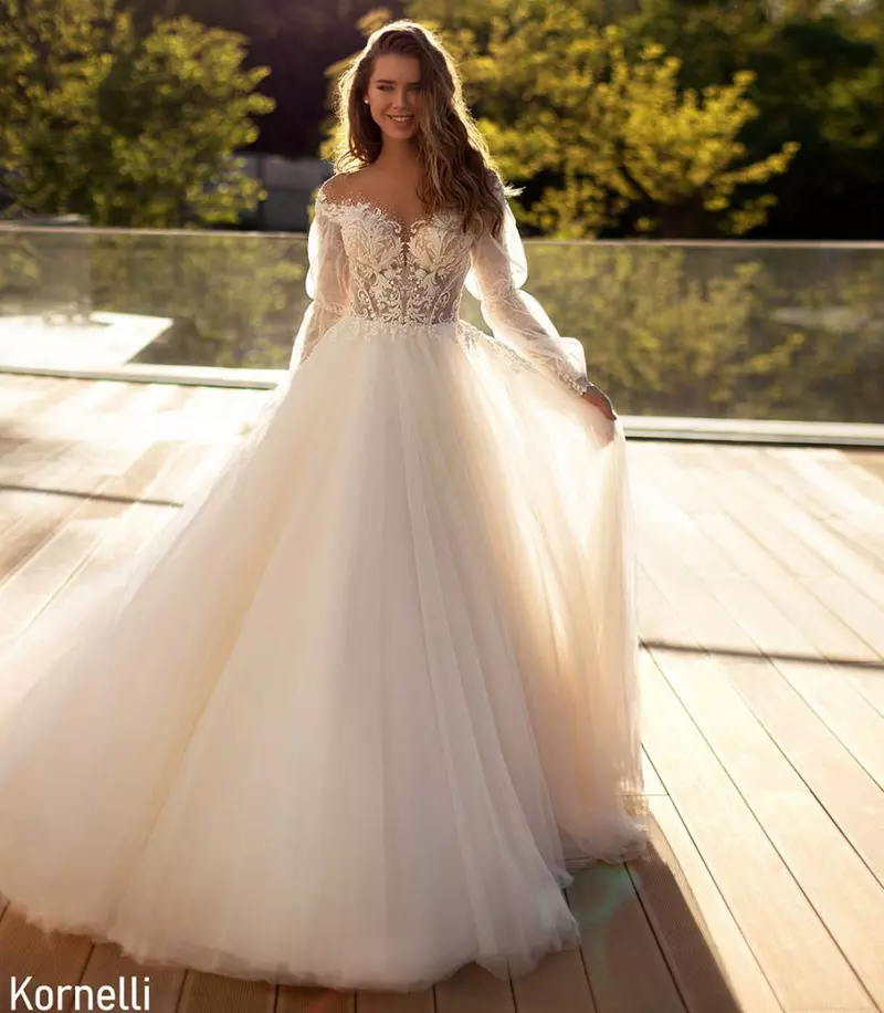 Elemente ale stilului romantic la rochiile de mireasă