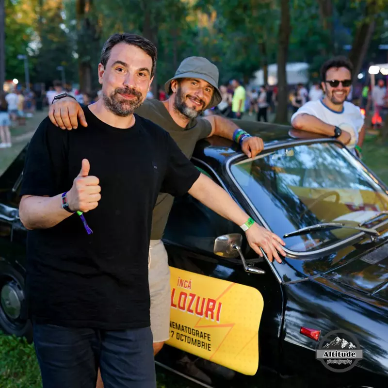 Cum au ajuns Dragoș Bucur, Dorian Boguță și Alexandru Papadopol să cânte pe scenă la UNTOLD ...