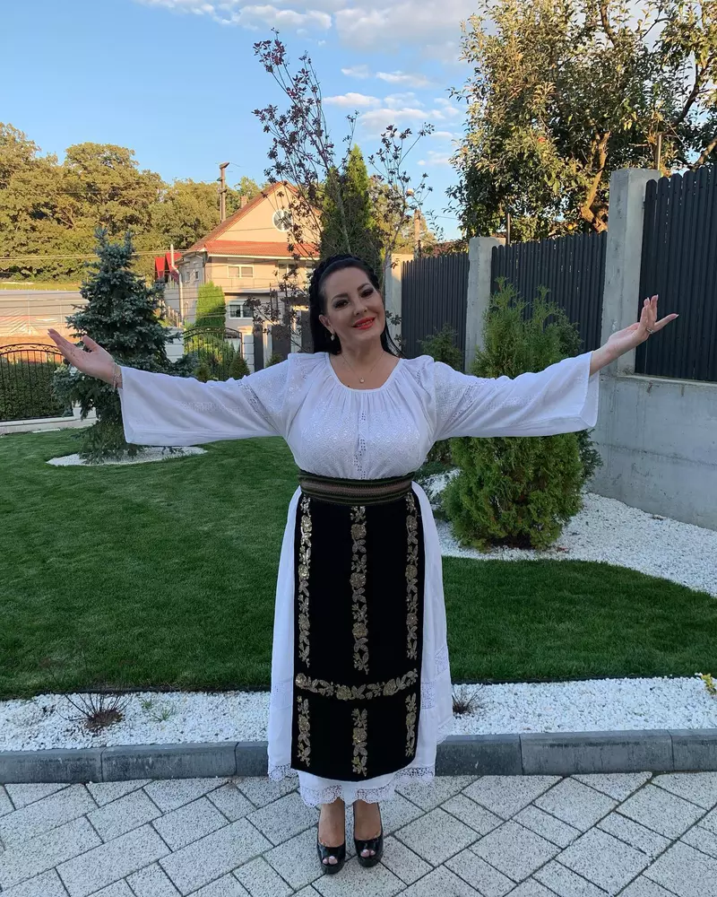 Angela Rusu, despre depresia postnatală: „Mi s-a dat lumea cu susul în ...