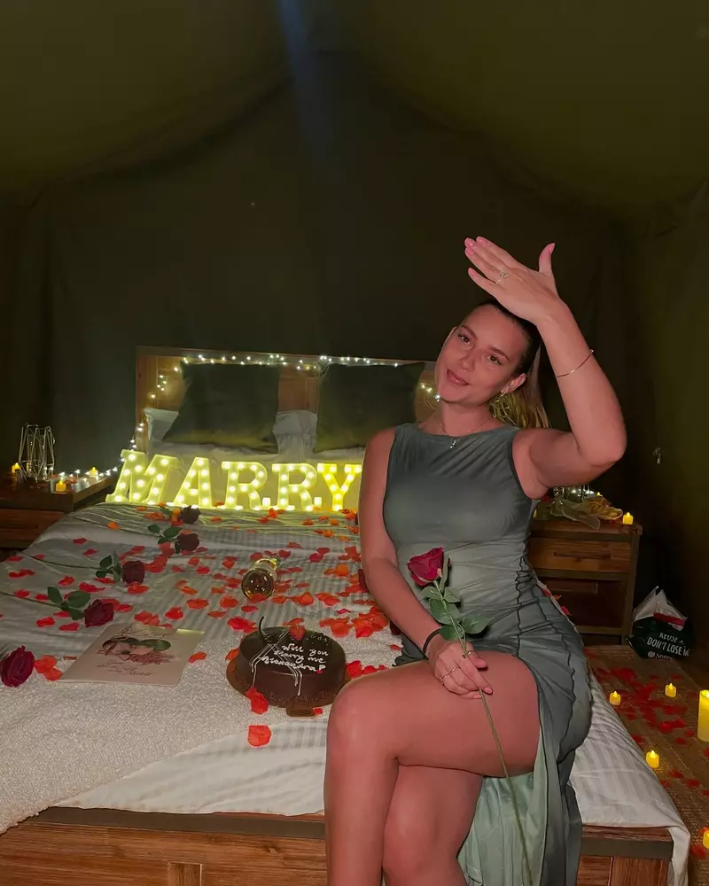 Alexandra Duli s-a logodit. Cine este Cristian Ciobanu, iubitul fostei ...