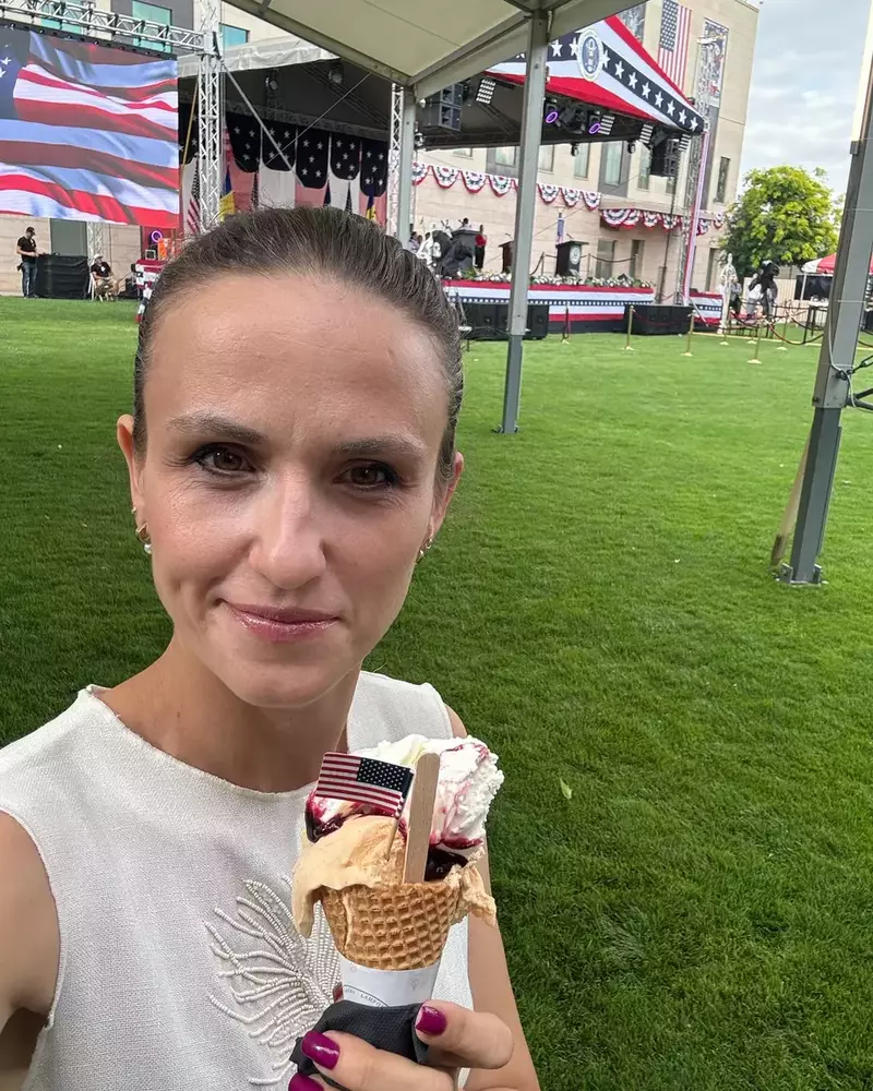 Stiri Directe - Cine este Oana Țoiu, propunerea pentru Ministerul de ...