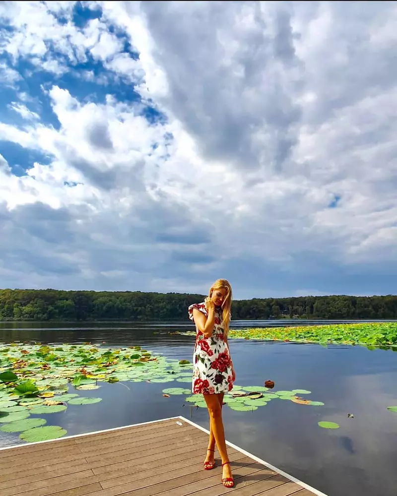 Valentina Pelinel, siluetă perfectă la 6 luni de la naștere