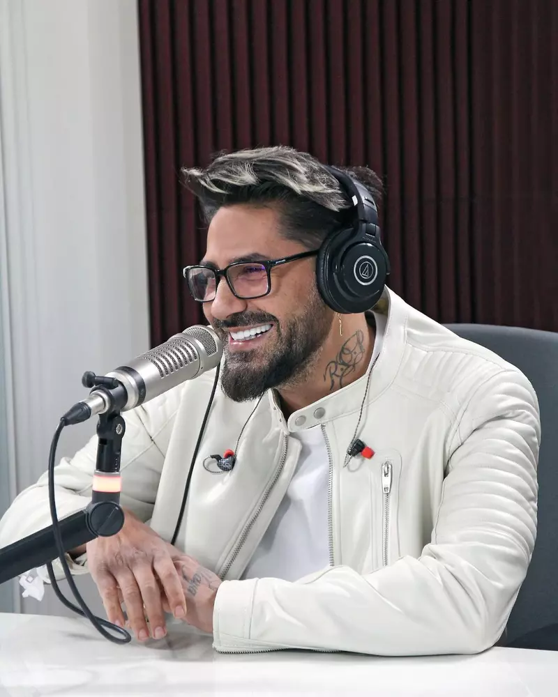 Connect-R și Smiley s-au bătut pentru o femeie: „Pentru ca, în final ...