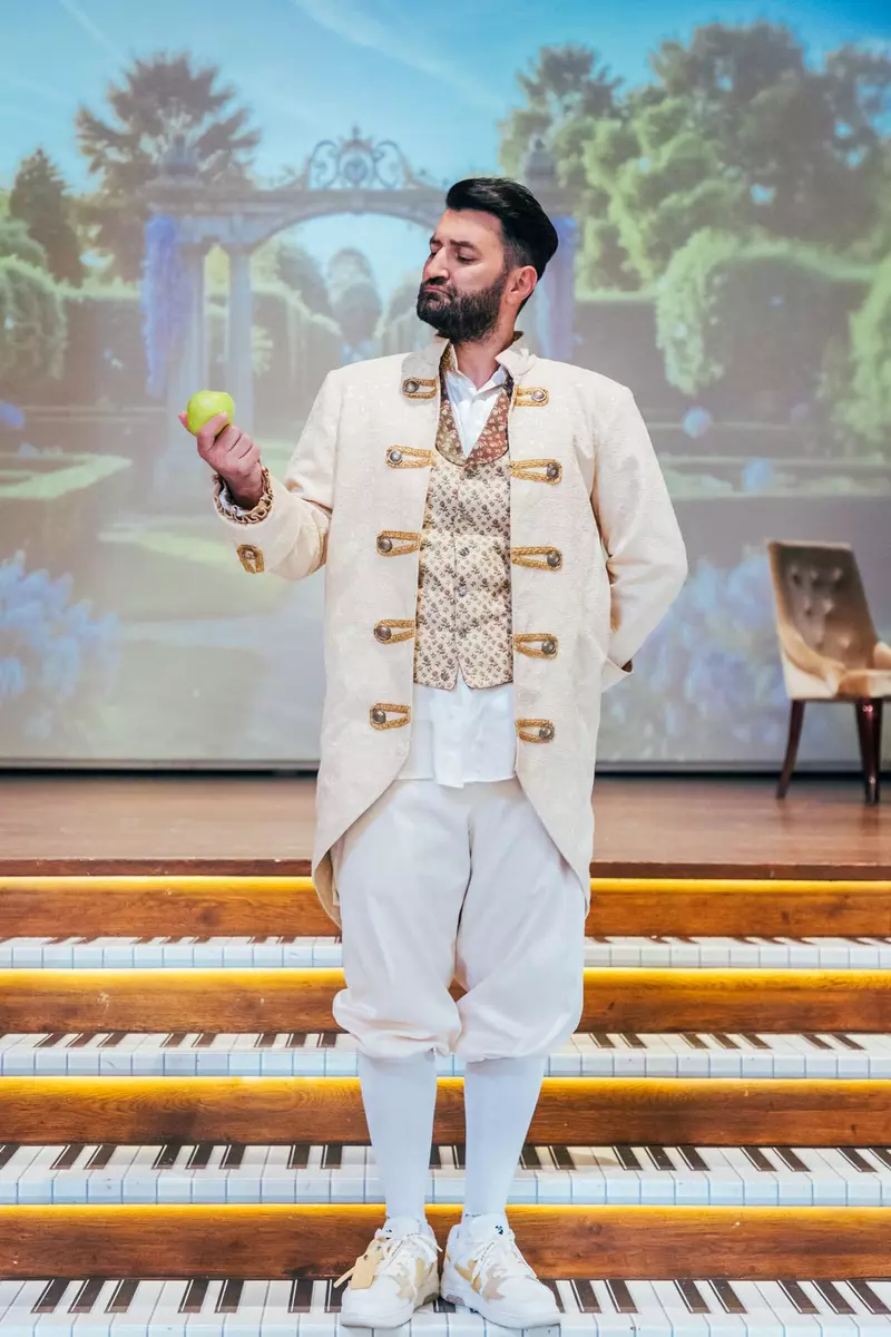 Smiley, imagine de colecție cu Gina Pistol și părinții lui. Cu ce se ...