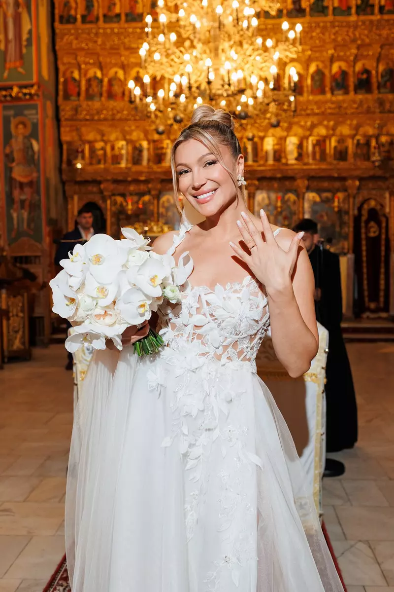 Lora, scoasă din sărite de Ilinca Vandici, după ce i-a criticat nunta ...