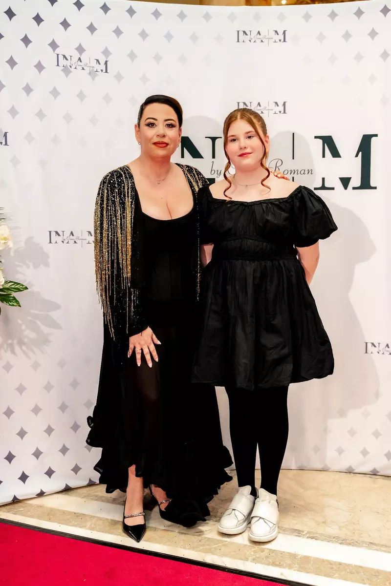 Ce relație are, de fapt, Oana Roman cu Isabela, fiica ei: „Probabil o ...