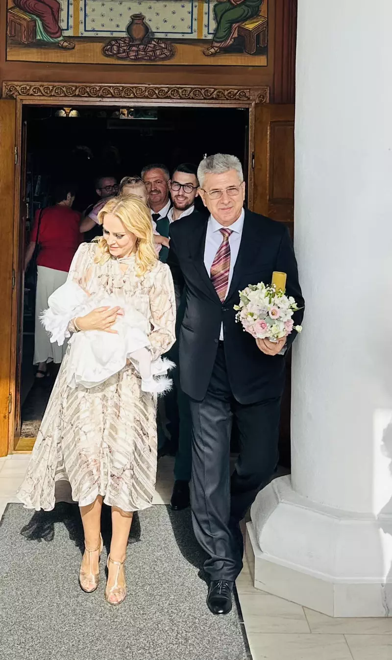 Fiul lui Anghel Iordănescu, botez cu ștaif pentru Zenaida, a doua lui ...