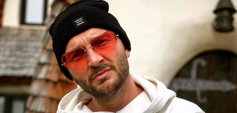 Cine este Cătălin Bordea de la America Express 2023. Comediantul și ...