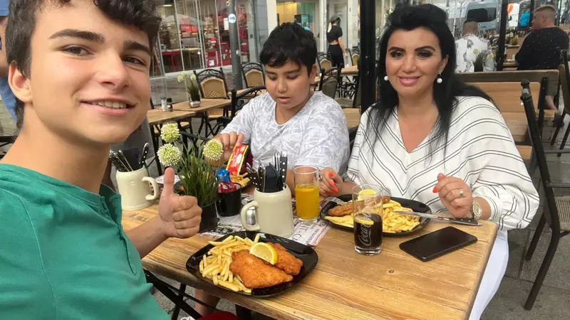 Cum îi pedepsește Adriana Bahmuțeanu pe copiii ei când aceștia nu ...