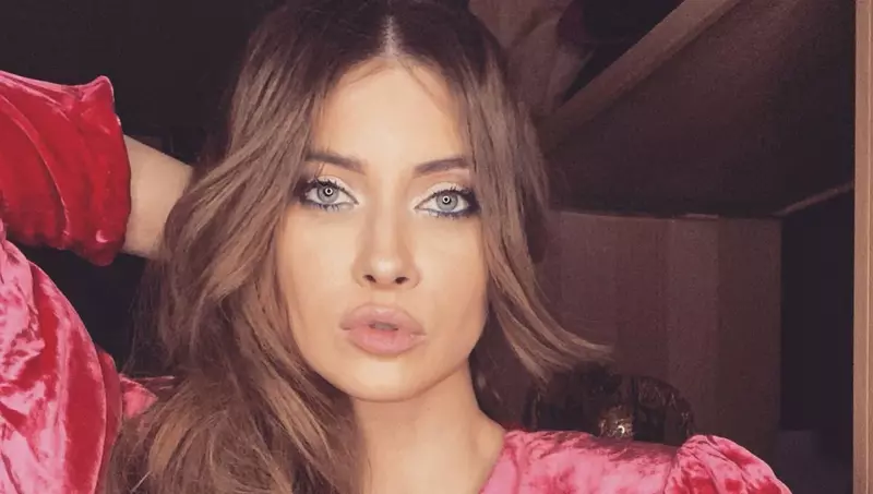 Mikaela Albu a împlinit 13 ani. Ce surpriză i-a făcut Iulia Albu | Unica.ro