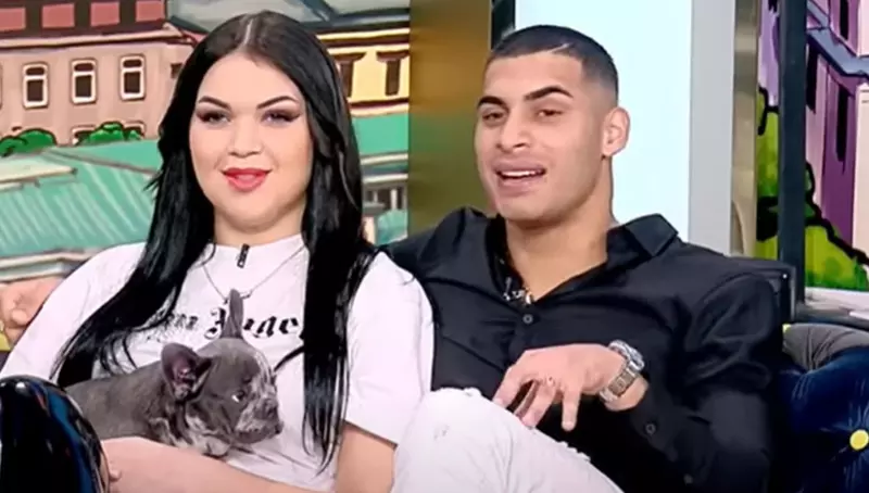 Gheboasă, inel de Valentine’s Day: „Și nu te pui în genunchi?” Imagini ...