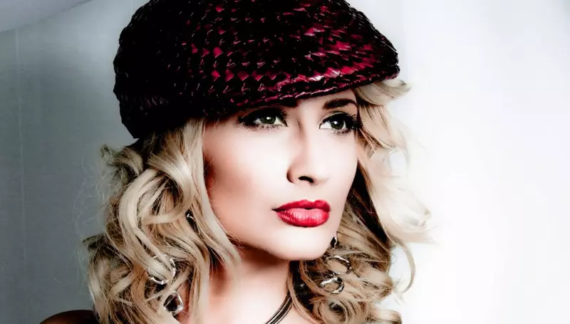 Ce mai face și cum arată acum Julia Jianu FOTO | Unica.ro